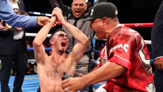 Mexican Boxer Jose Valenzuela's Tactical Mastery Earns Split Decision ...