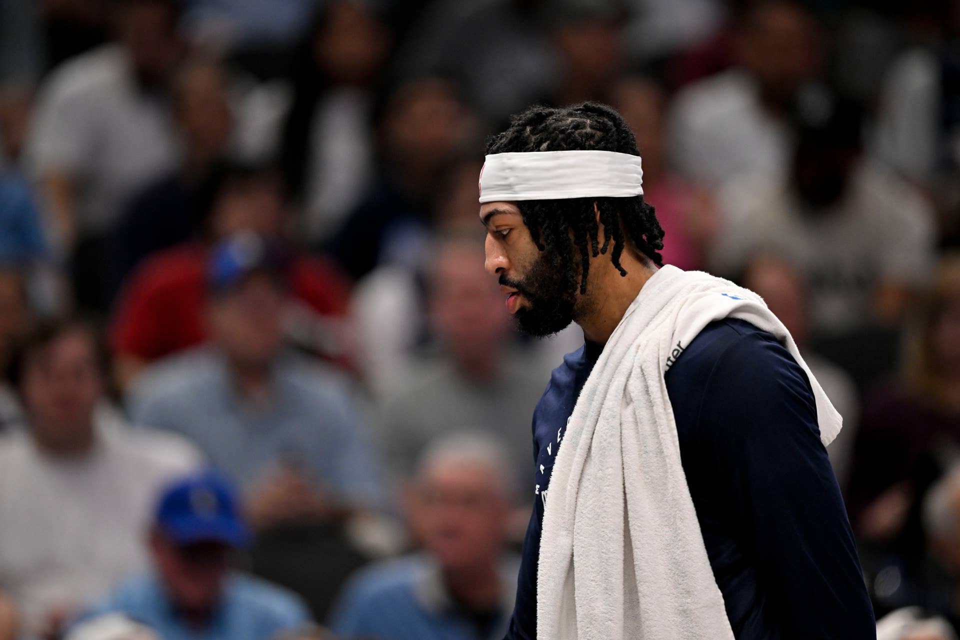 Anthony Davis' Change in Physical Appearance Turns Heads - Athlon Sports
