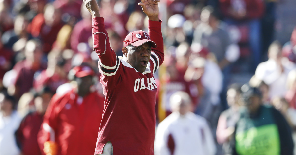 Exclusive: Talking Oklahoma Sooners’ Football with Billy Sims - Athlon ...