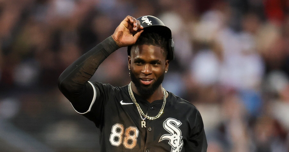 Mets Would Likely Pay High Price for Luis Robert Jr. Trade - Athlon Sports