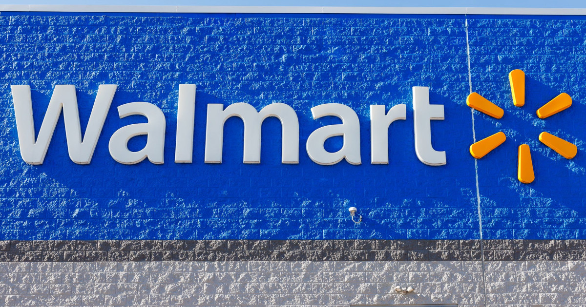 Walmart's Selling Total Home Gym with Storage for $2700 Off: 'Easy to ...