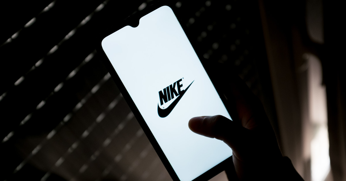 Nike’s $200 Air Max DN8 Sneakers Are Now $80 — 60% Off - Athlon Sports