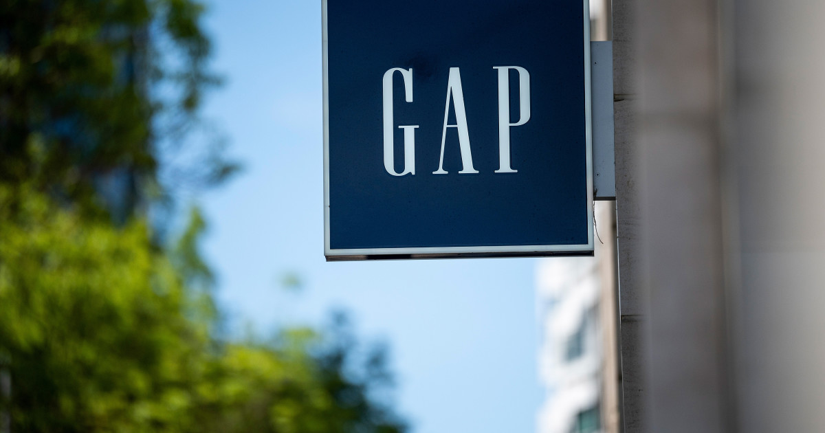 Gap’s $110 Winter Jacket Is Now Just $18 — ‘Stylish and Warm Without ...