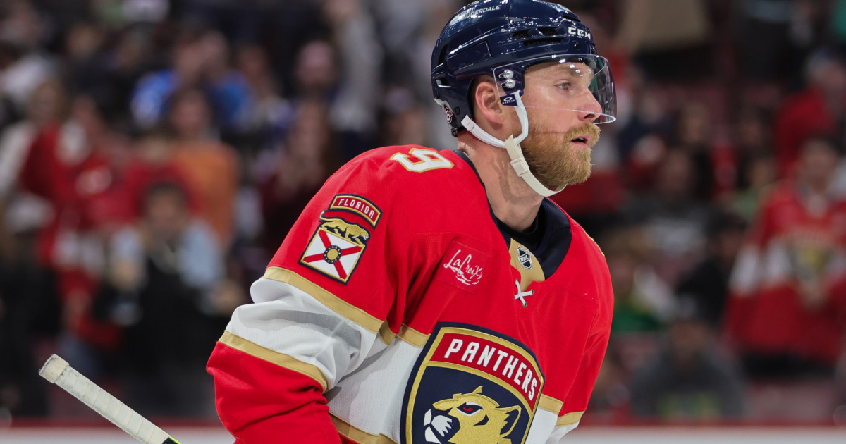 Sam Bennett's Two-Word Reaction to Viral Photo with Brad Marchand at ...