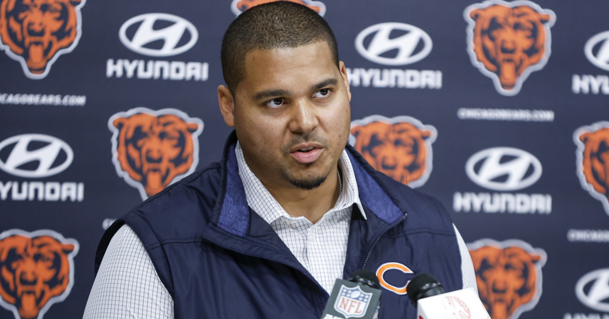 Bears DE Dayo Odeyingbo Snubbed Packers for Chicago: Report - Athlon Sports