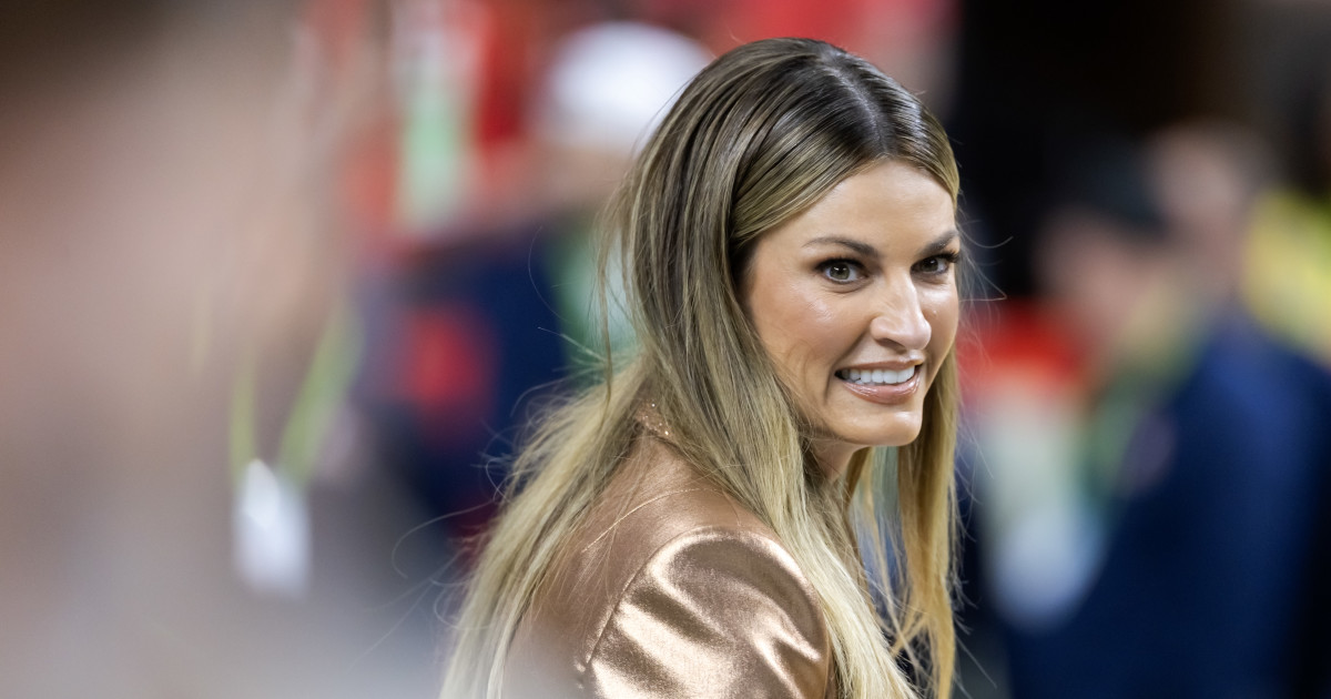 Erin Andrews Makes Exciting Announcement on Friday - Athlon Sports