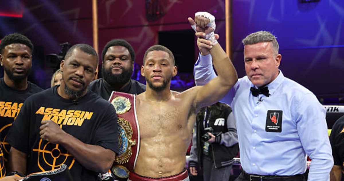 Brian Norman Jr. Stops Derrieck Cuevas in Third Round to Retain WBO Title - Athlon Sports