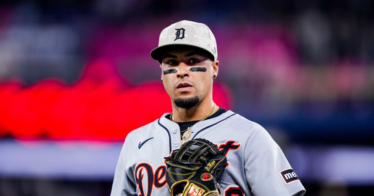 Tigers Announce Javier Baez News After Leaving Marlins Game - Athlon Sports