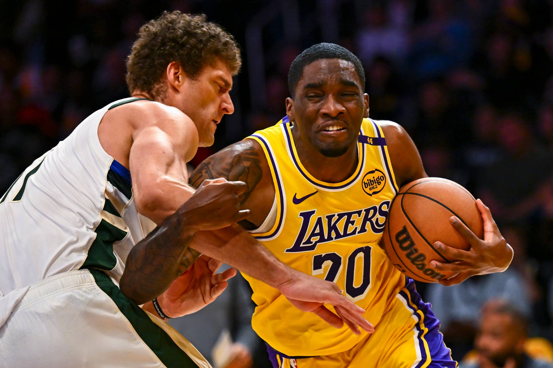 Veteran Guard Bolts NBA Days After Lakers Move - Athlon Sports