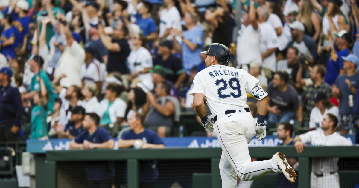 Cal Raleigh Joins MLB Hall of Famer in Mariners Home Run History Books ...