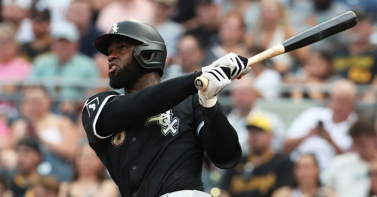 Mets Fans in Shambles After Failed Luis Robert Jr. Trade Report ...