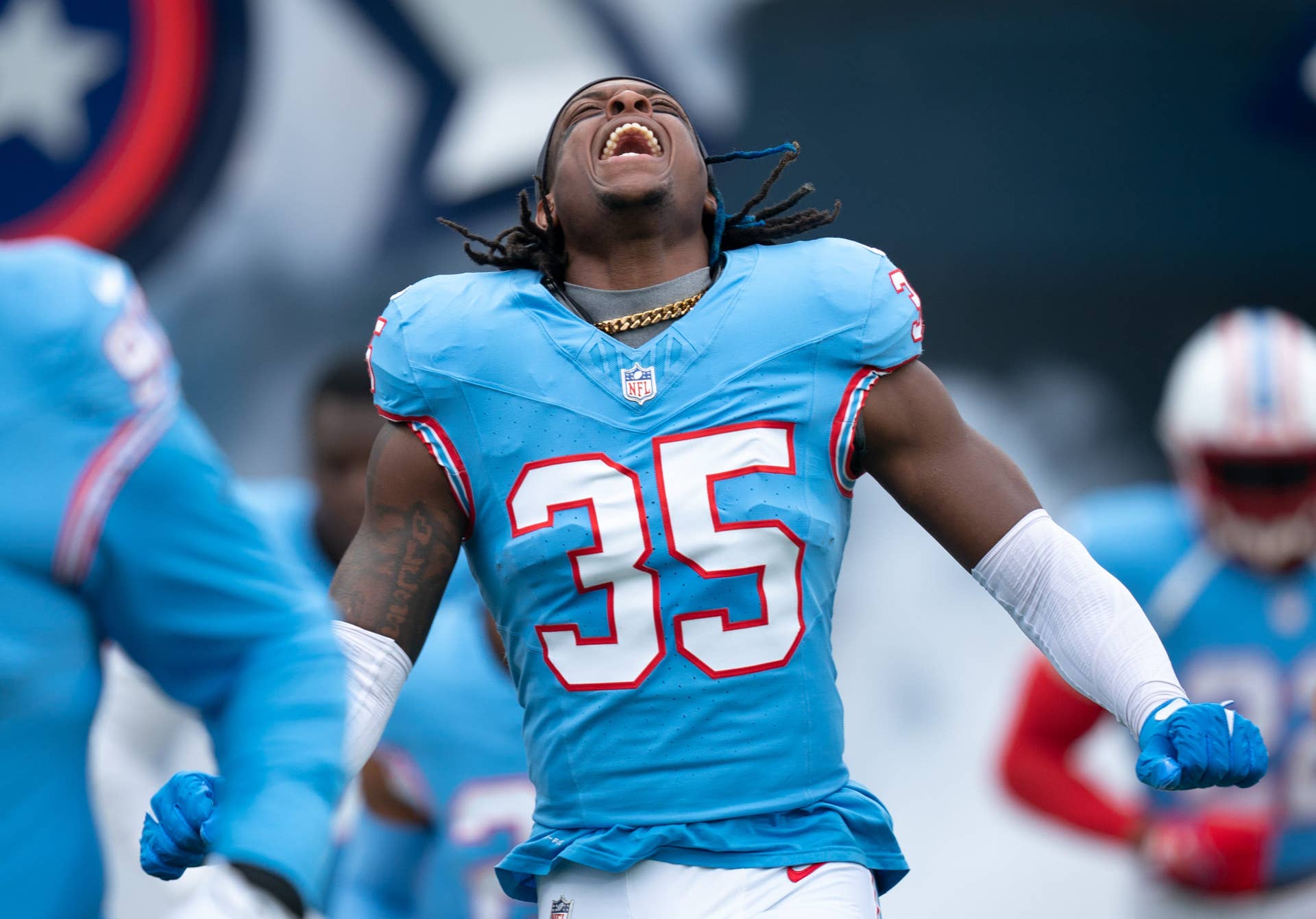 2 Former Titans Sign Contracts With New NFL Teams During Training Camp ...
