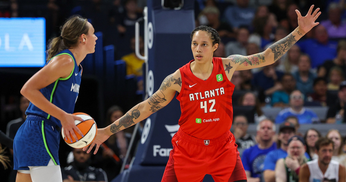Brittney Griner Moves Up All-Time List Against A'ja Wilson, Aces ...