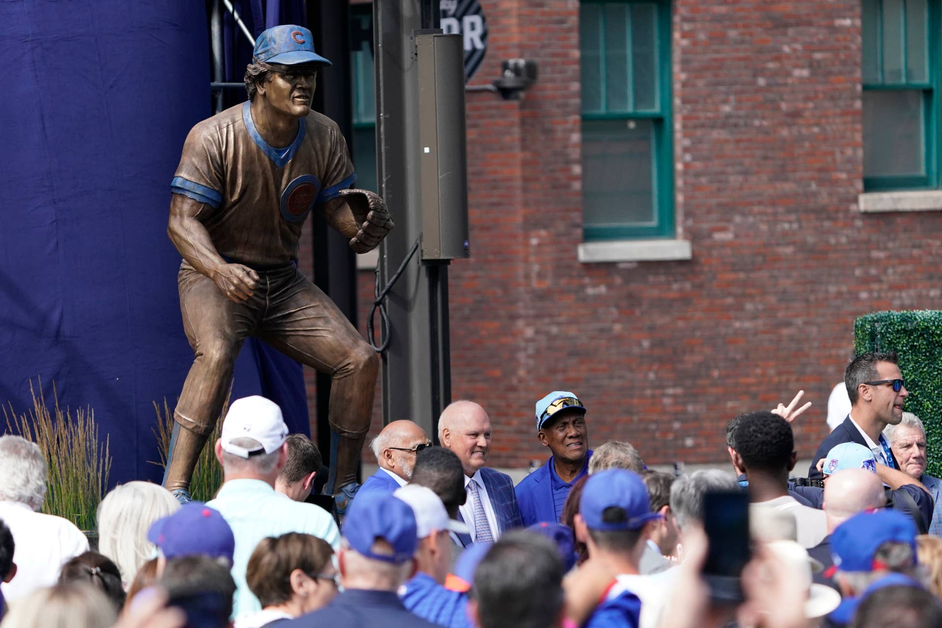 Cubs Set Tribute to Ryne Sandberg’s Legacy With Ceremony at Wrigley ...