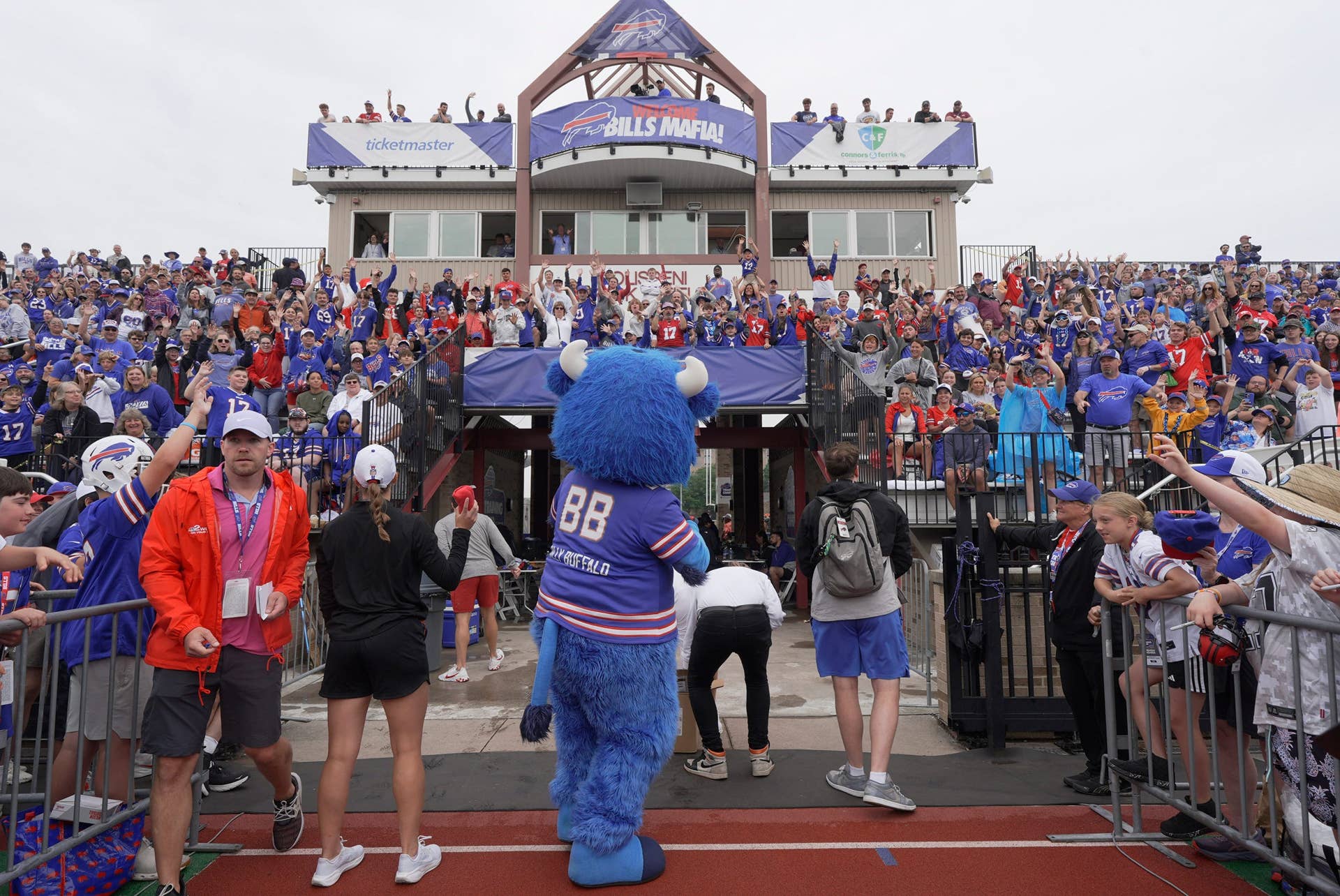 Bills Fans Make Clear Choice Between Micah Parsons, Terry McLaurin ...