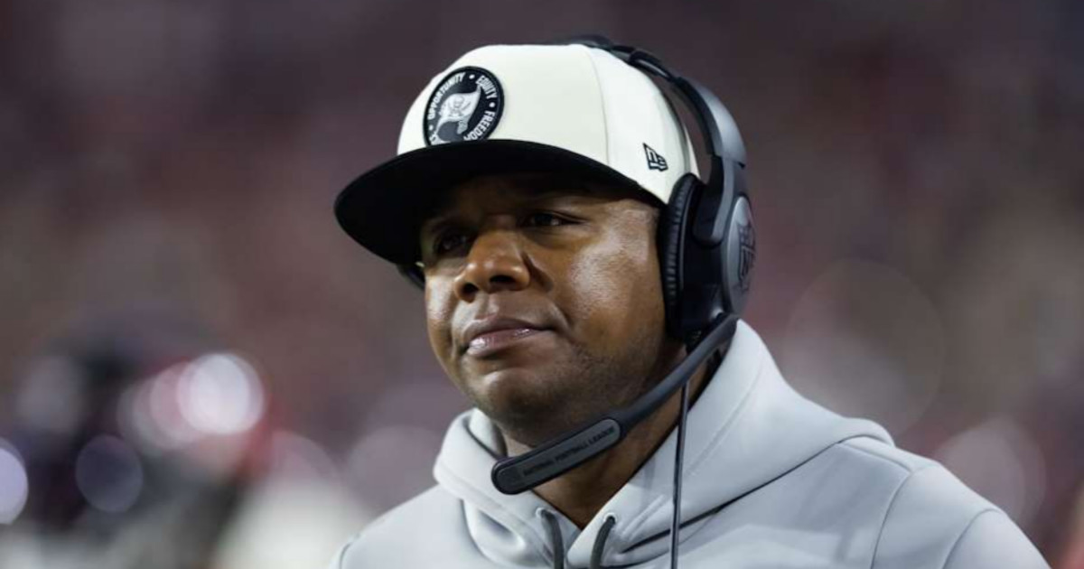 Bryon Leftwich reportedly a 'volunteer' on Deion Sanders' staff ...