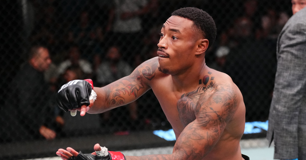 UFC Knockout of the Year? Elijah Smith Pulls Off Rampage-esque ...