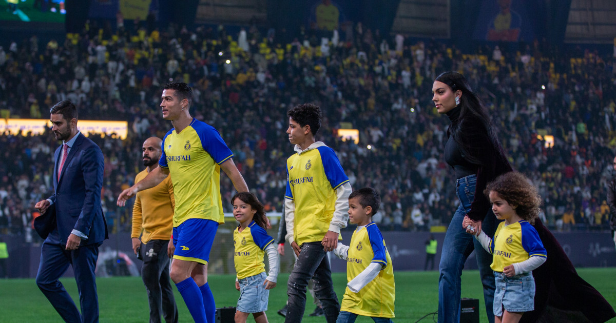 How Many Children Does Cristiano Ronaldo and Georgina Rodríguez Have ...