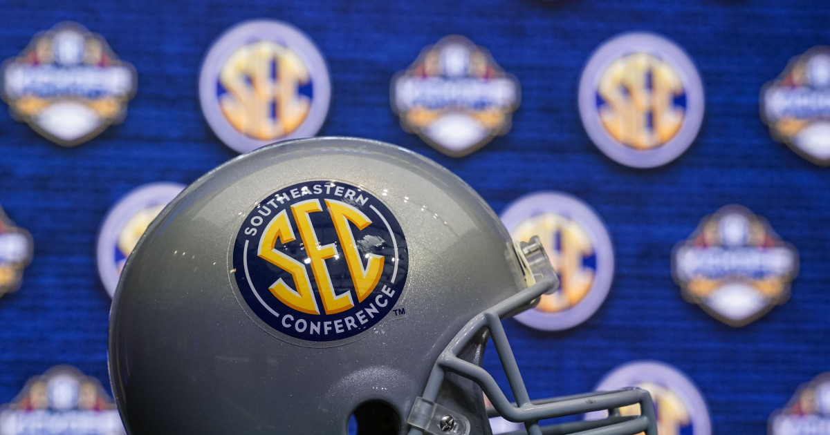 Major SEC Program Makes Embarrassing History After Preseason Top 25 ...