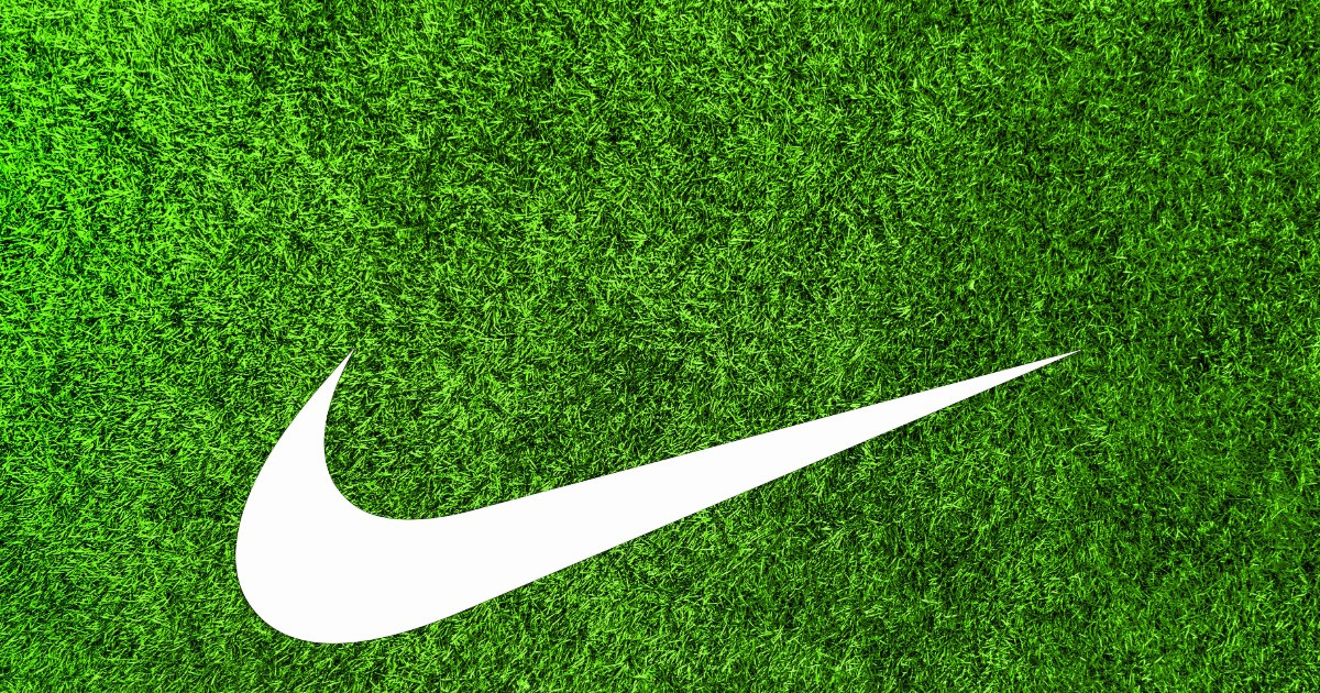 Nike’s $160 Air Max 1 Golf Shoes Are Just $89 — Sizes Going Fast ...