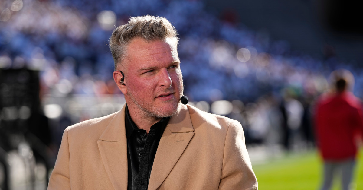 Pat McAfee Sends Message to Chiefs QB Patrick Mahomes Following NFL Announcement - Athlon Sports