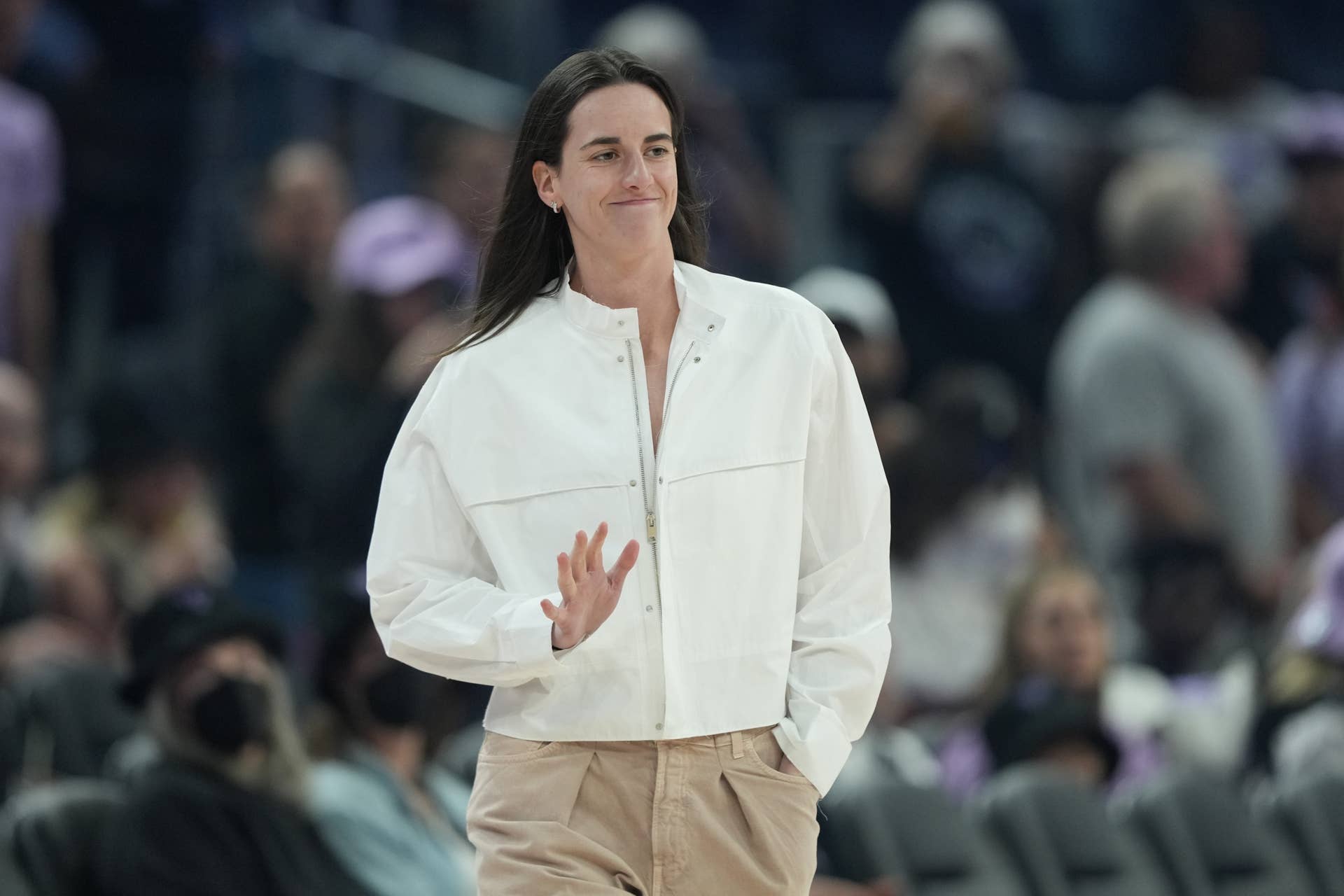 Caitlin Clark Reacts to Indiana Fever Rookie’s Outfit for Final Game of ...