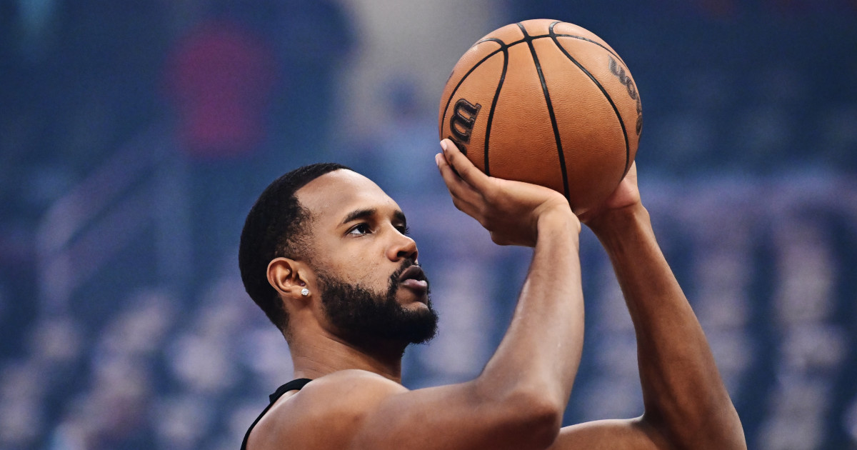 Cavs' Evan Mobley Flaunts Impressive Speed, Physique in Offseason ...