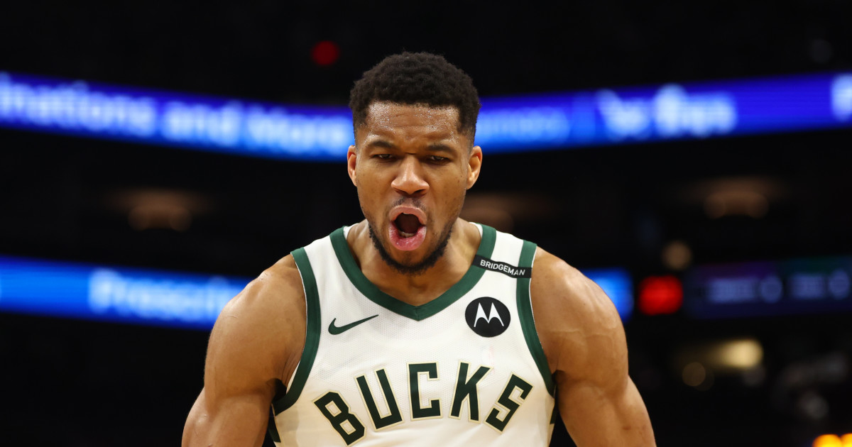 Proposed Blockbuster Trade Has Knicks Landing Giannis Antetokounmpo From Bucks for Two Stars ...
