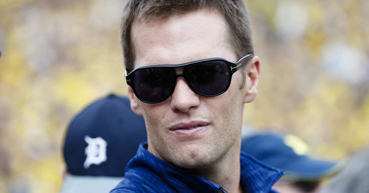 NFL Legend Tom Brady Bracing for Controversy After Patrick Mahomes ...