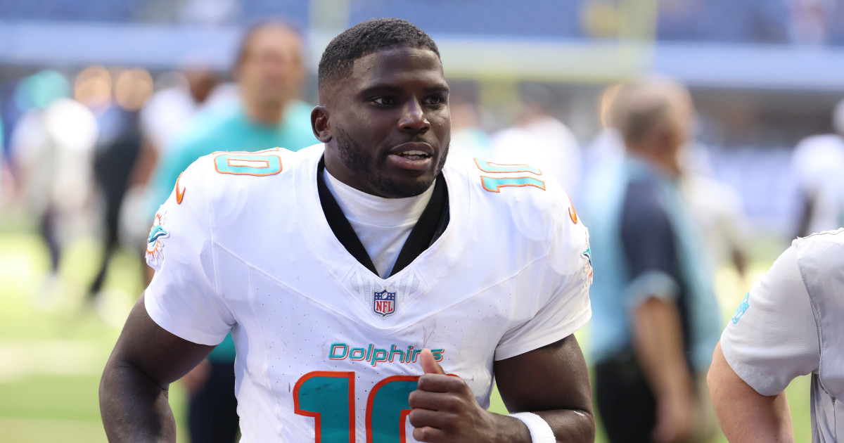 Tyreek Hill Announces Personal Update After Missing Dolphins Practice - Athlon Sports