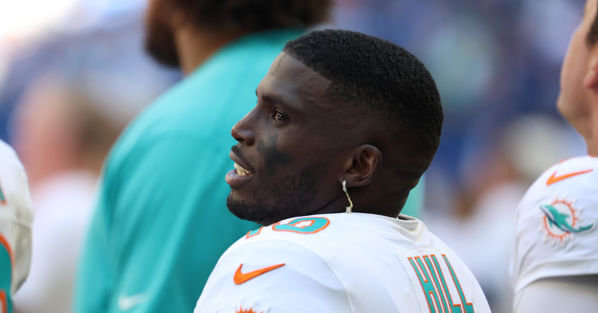 Miami Dolphins Make Decision on Potential Tyreek Hill Trade Before Patriots Game - Athlon Sports