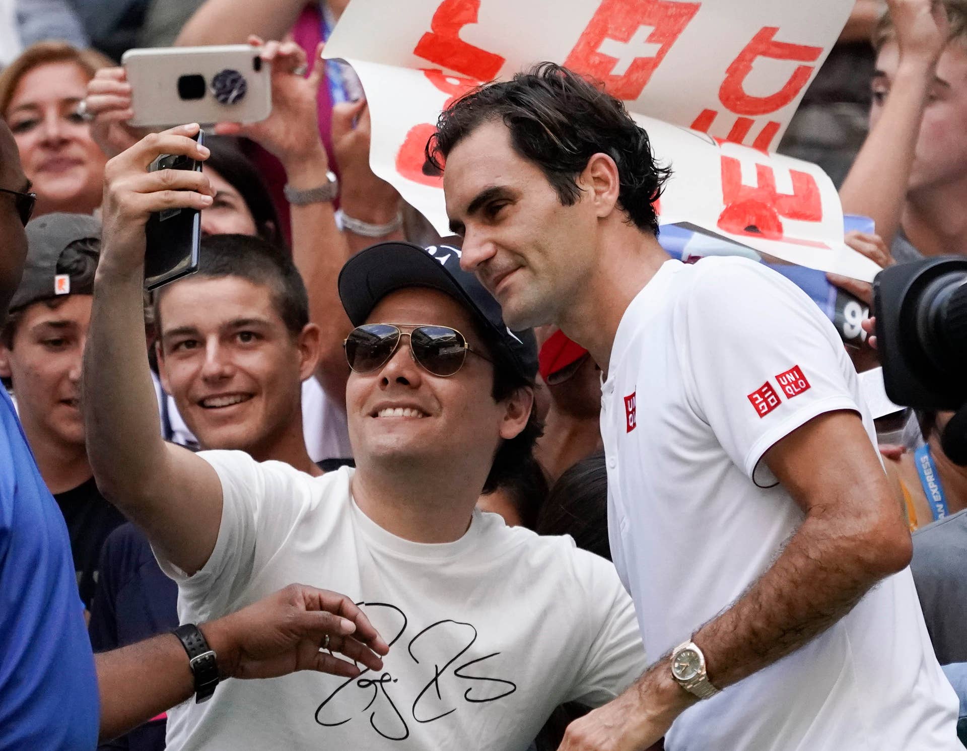 Roger Federer Gets Honest About Hurtful Comments on Social Media ...