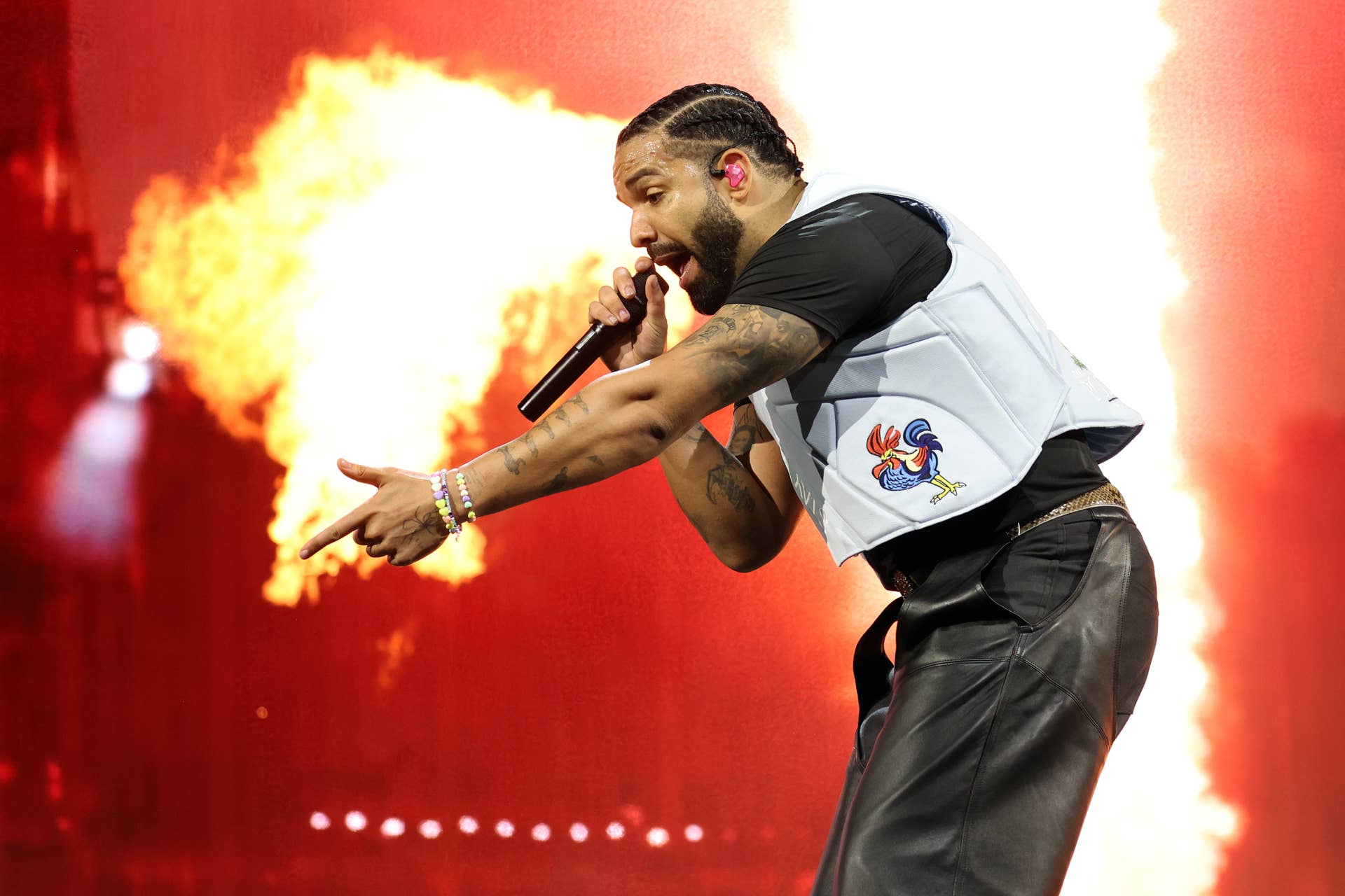 Drake & WWE Partner for WrestlePalooza on ESPN: Date, Time, Full Card ...