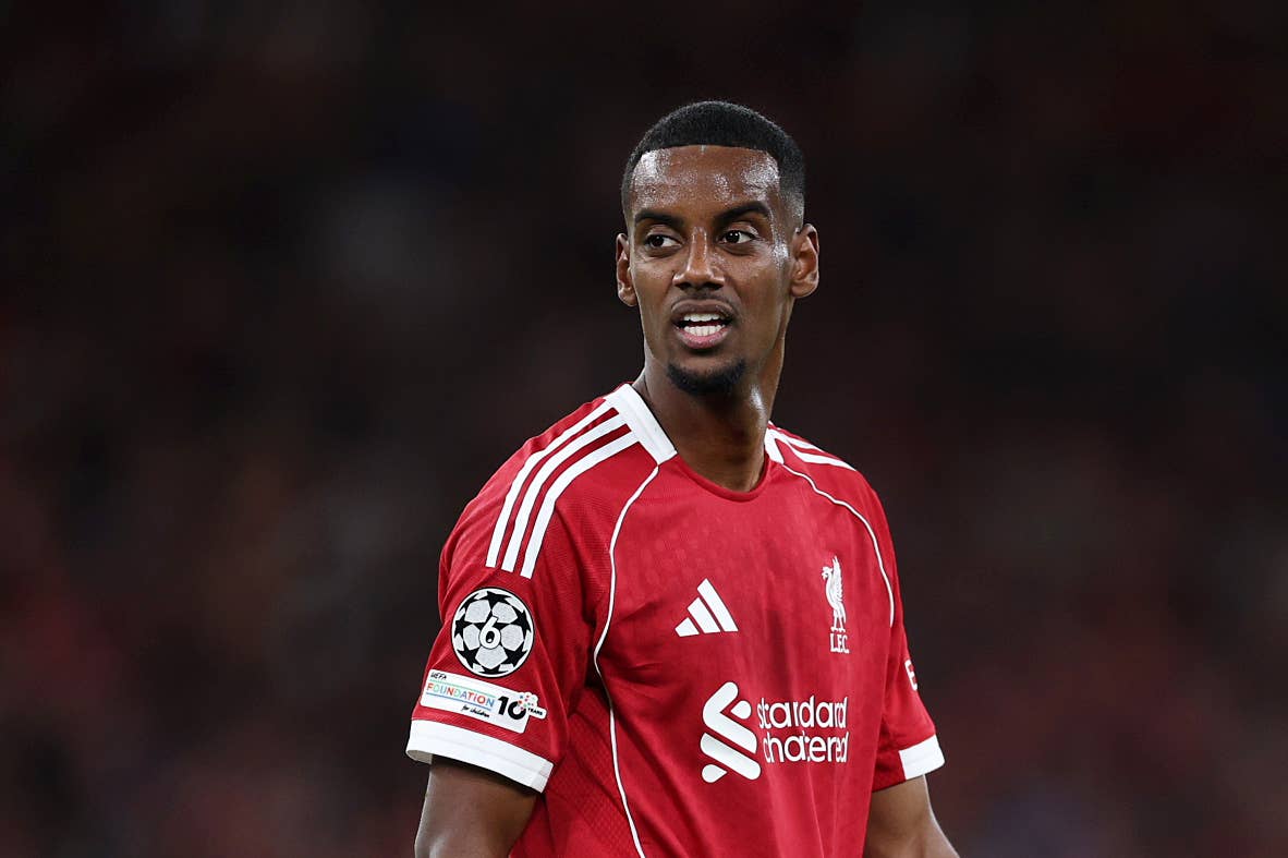 Liverpool’s Alexander Isak Suffers Concerning Leg Injury - Athlon Sports