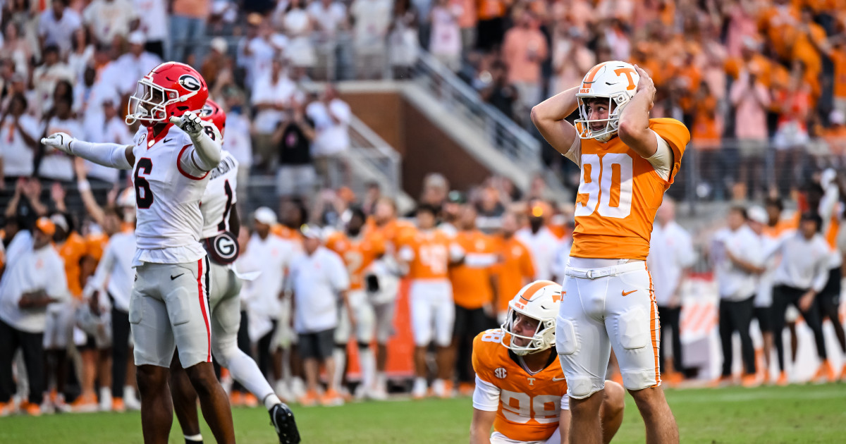 Tennessee Fans Send Clear Message to Kicker After Georgia Game - Athlon ...