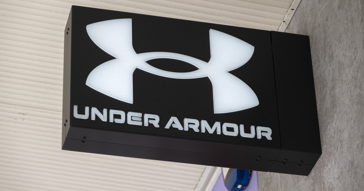 Under Armour's Stylish Running Shoes Are $42 — Limited Stock - Athlon ...