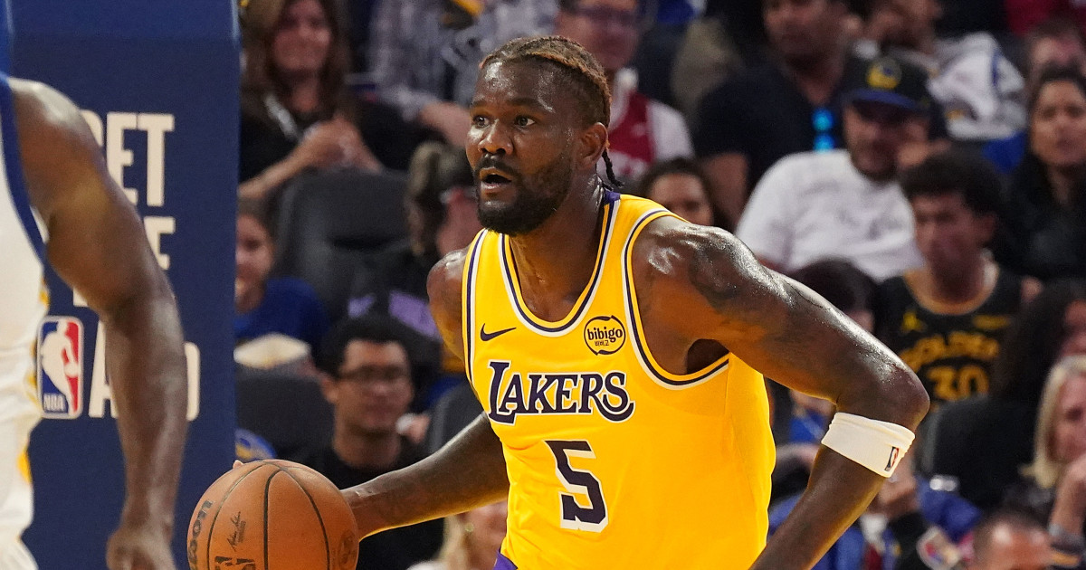 Shaquille O'Neal Sends Clear Message to Lakers' Deandre Ayton After ...