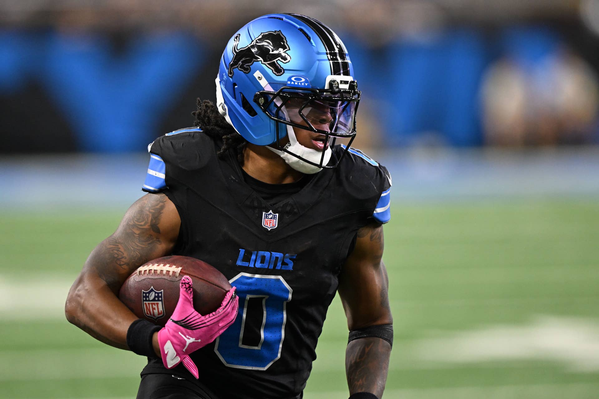 Lions Make Jahmyr Gibbs Announcement During Buccaneers Game - Athlon Sports
