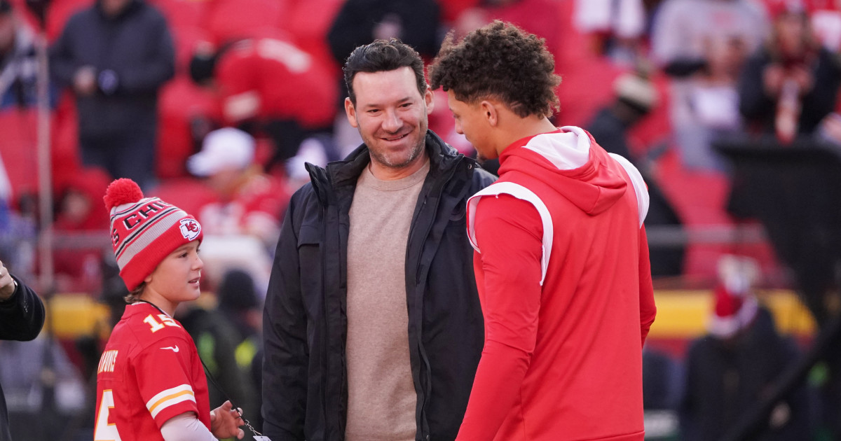 Tony Romo's Wife Candice Romo Gets Candid on Ex Cowboys QB - Athlon Sports