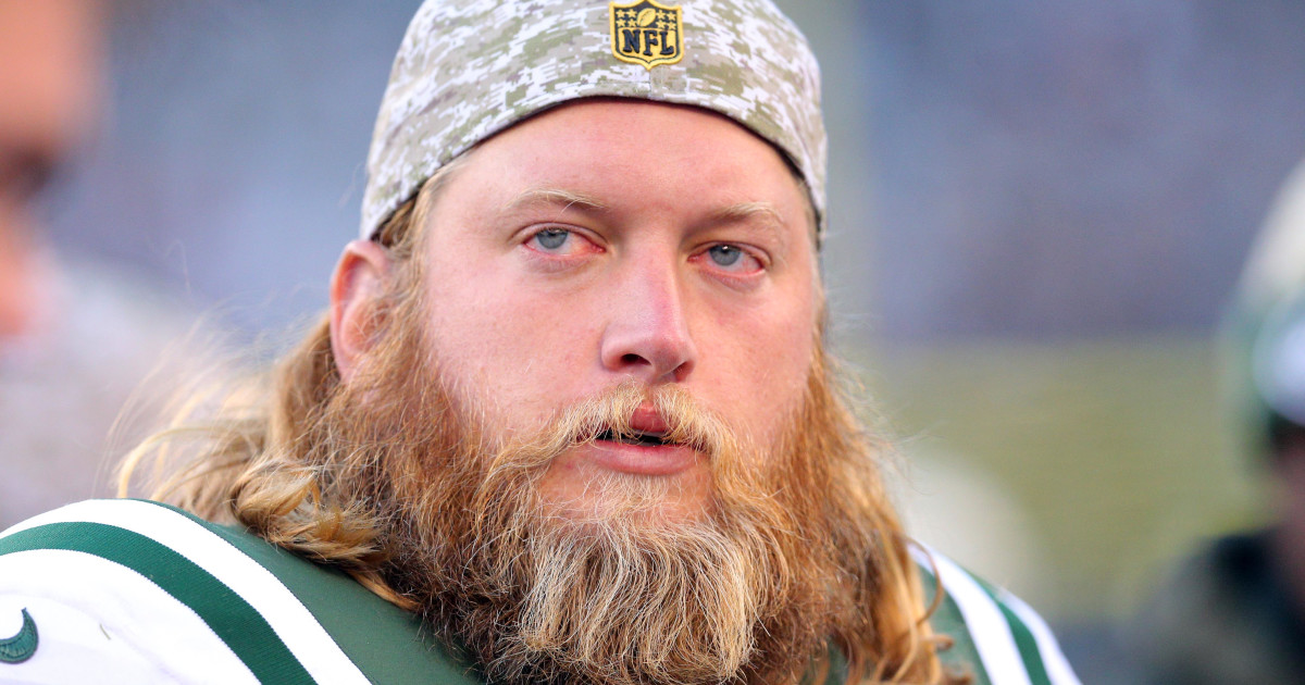 Pat McAfee Mourns Former Jets Center Nick Mangold: ‘The World Lost a ...