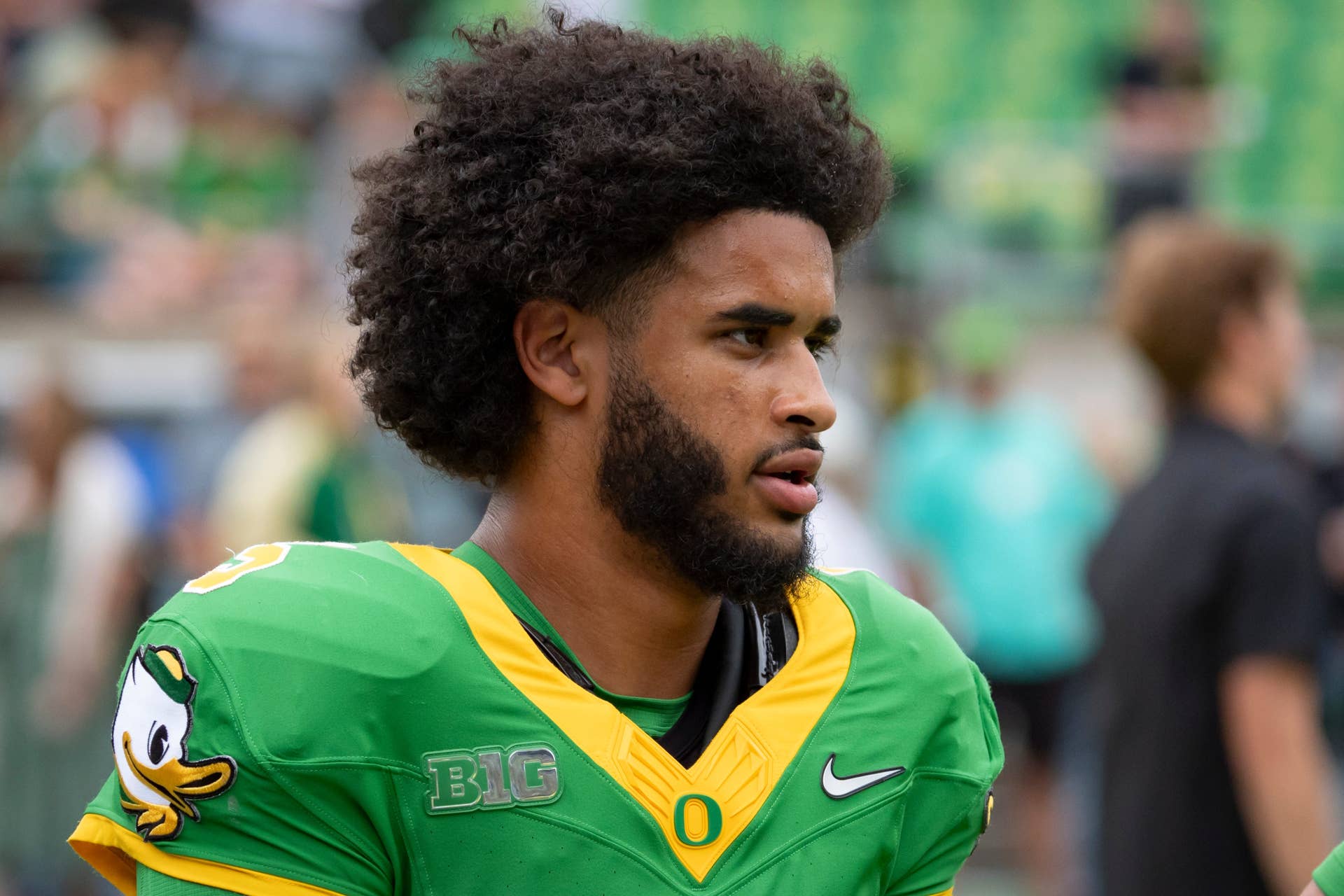 Oregon's Dante Moore Announces Career News Before Wisconsin Game ...