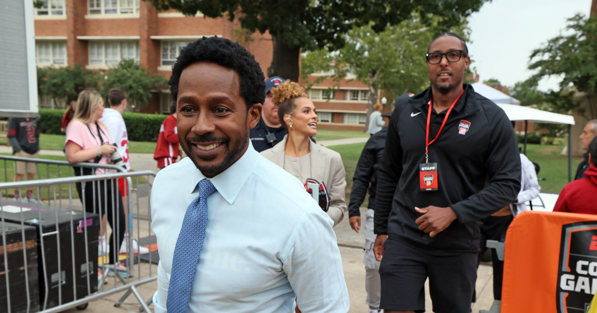Desmond Howard Ruffles Feathers With 'Best Conference' Take on College ...