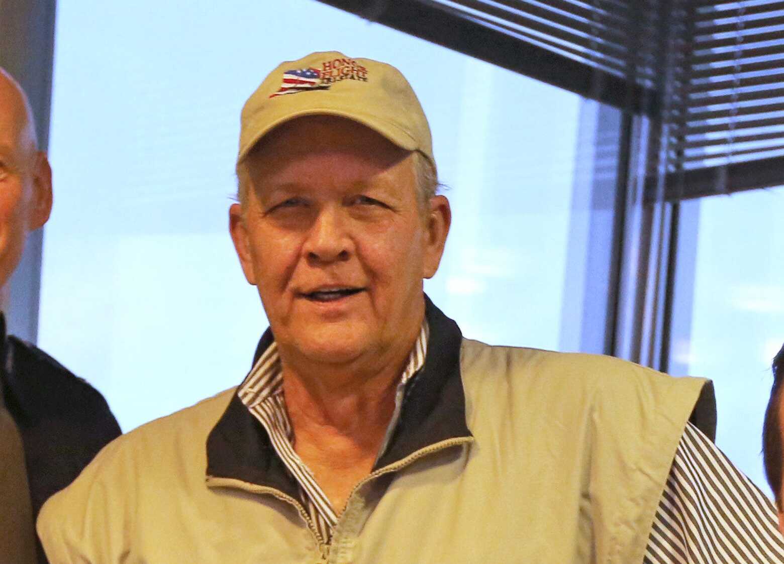 NFL World Mourns Hall of Fame Announcer Bob Trumpy's Death - Athlon Sports