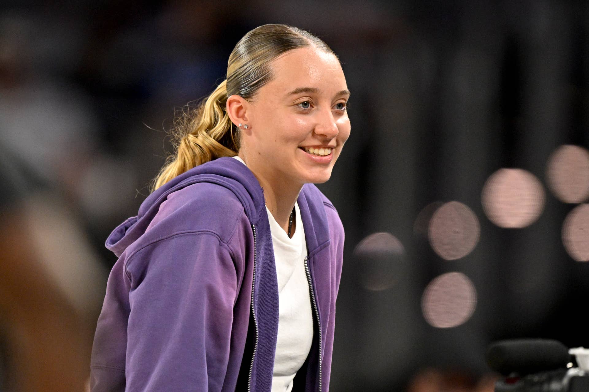 Paige Bueckers Draws Attention for What She Did During Unrivaled Game ...