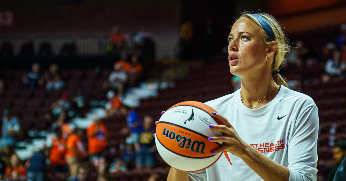 Indiana Fever's Sophie Cunningham Admits Mistake After Caitlin Clark Callout - Athlon Sports