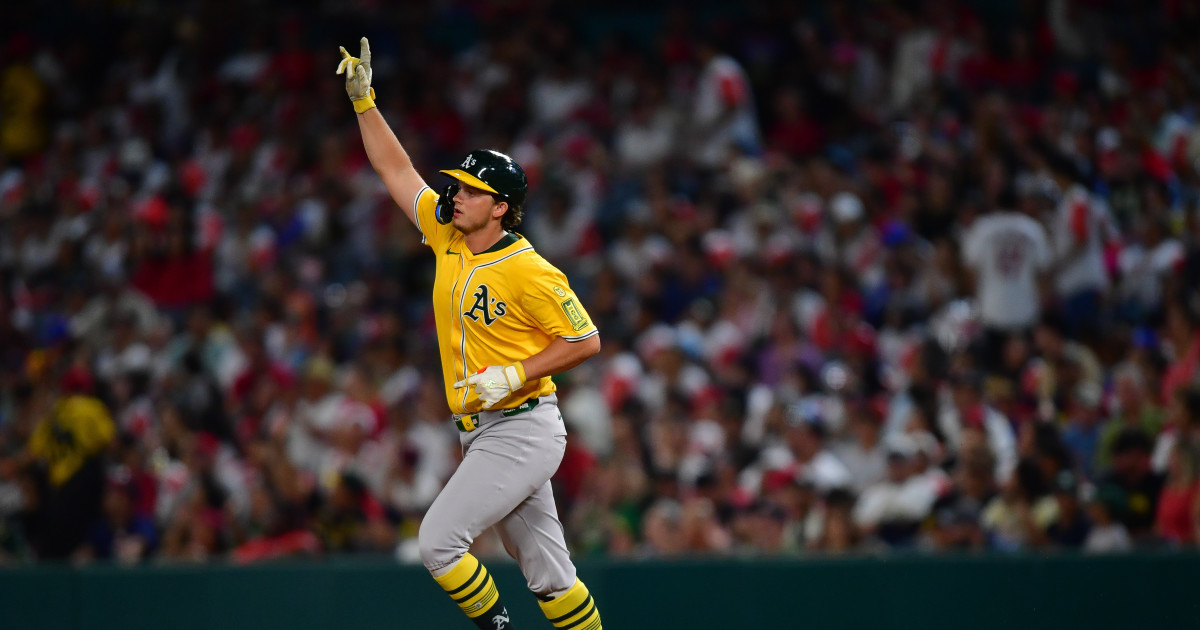 How to Value Baseball Cards: 2025 PSA/Beckett Guide - Athlon Sports