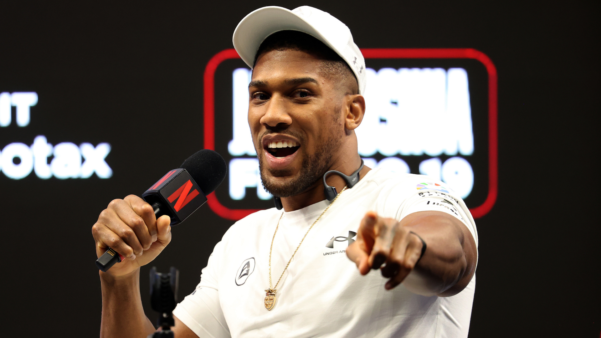 Anthony Joshua Sends a Cold Message Ahead of the Jake Paul Fight ...