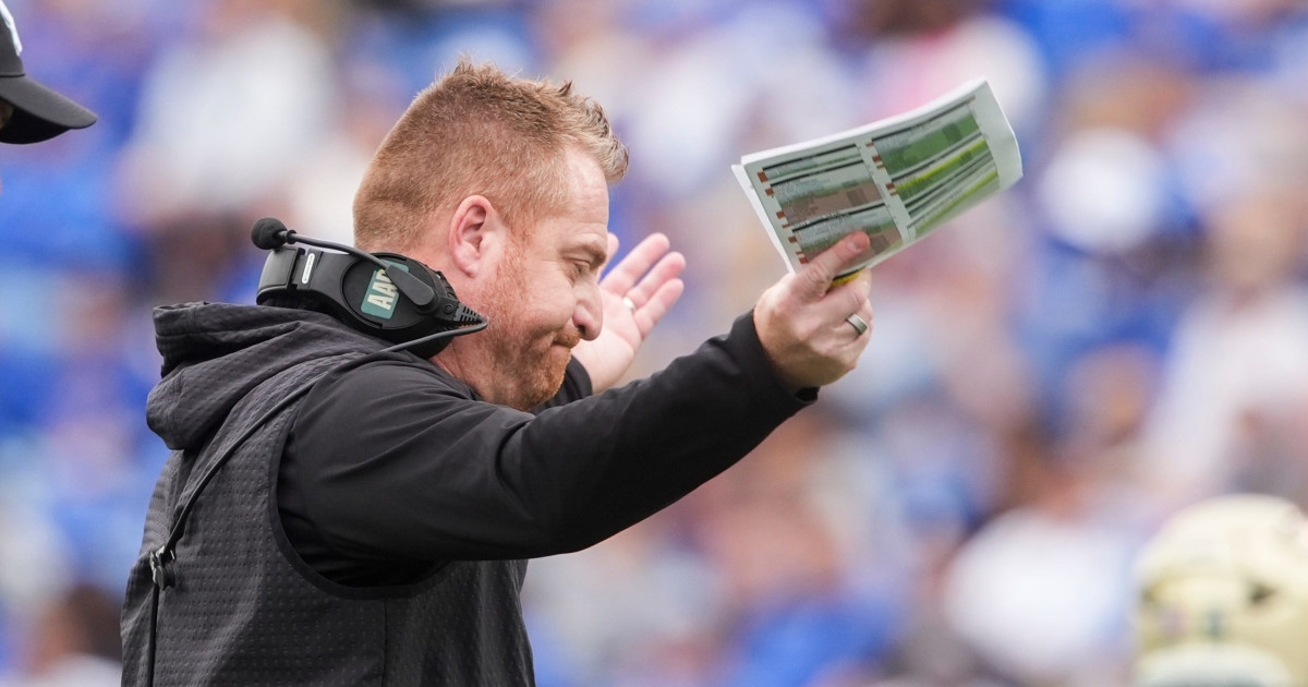 Alex Golesh, Auburn Dealt Bad News on Friday - Athlon Sports