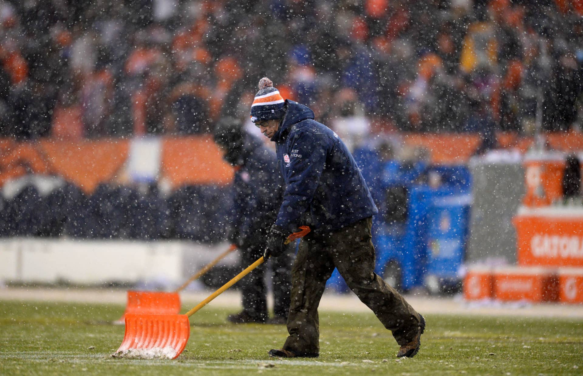 Broncos vs. Patriots Gets Snow Update Amid U.S. Winter Storm - Athlon ...