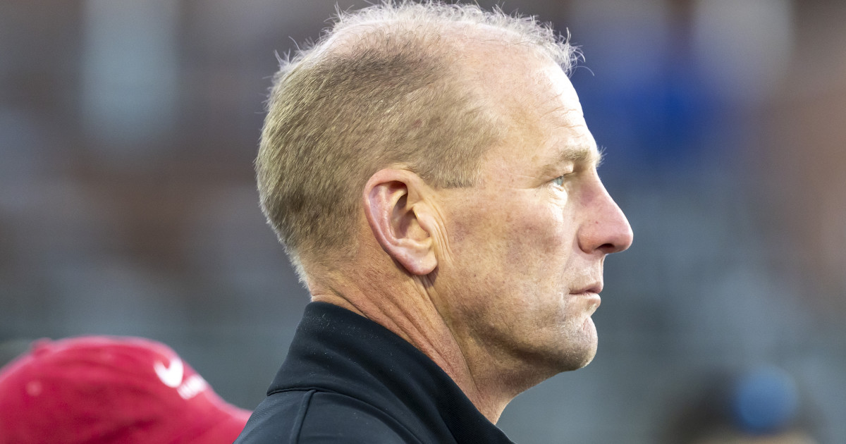 5-Star WR Praises Historic College Football Program After Visit ...